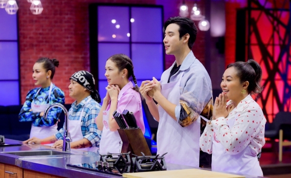 “เป็กกี้-เมฆ-แป้ง-ดาด้า-อู๊ด” สุดมึน!! โดนแกงจนหัวหมุน เจอกลลวงสับขา ...